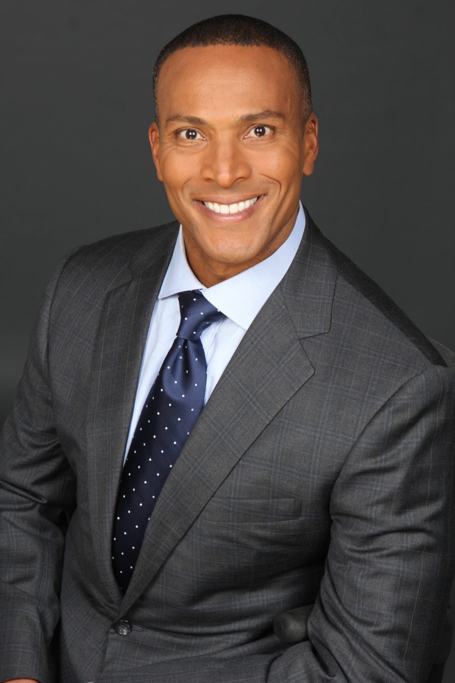 I'm Trying To See Something | Lipstick Alley